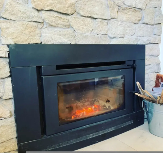 Hampton On Apollo - Ocean Mountain View Creekside Retreat Pet Friendly Free Ev Charger Fireplace Wood Supplied During Winter - Apollo Bay