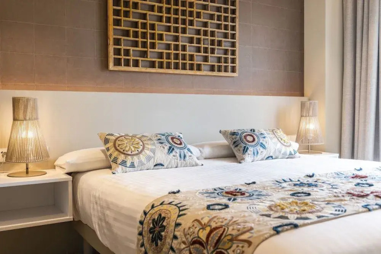 Apartamentos Core Suites Valencia - Valencia