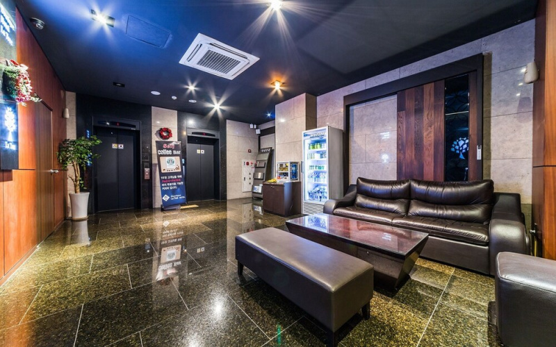 Uijeongbu Latree Hotel - Uijeongbu-si