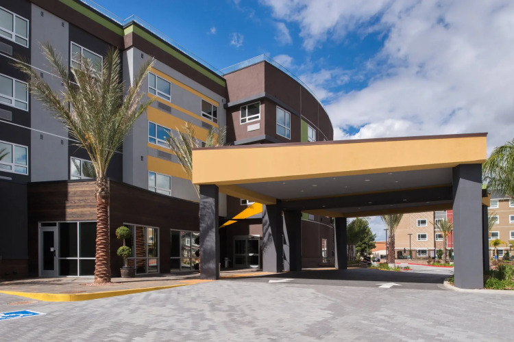 Courtyard By Marriott Temecula Murrieta - Temecula, CA