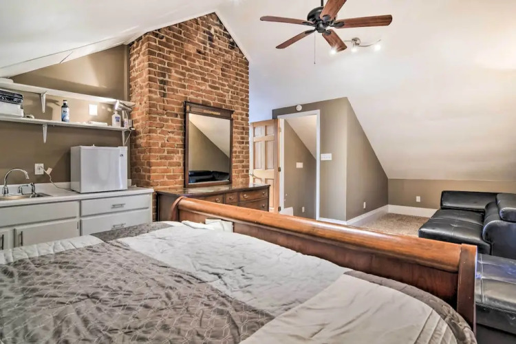 Stylish Vicksburg Apt W/ Porch - 2 Mi To Casino! - Vicksburg, MS