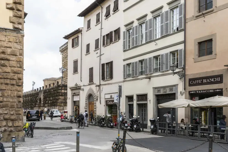 Numa Florence Felice - Florence