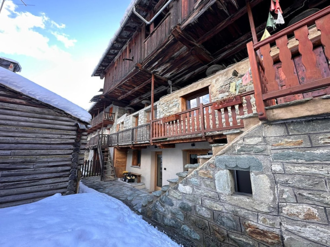 Modern Family Chalet Stunning Mountain - Champoluc