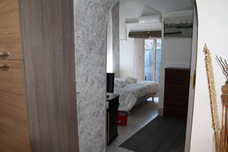 Home Greco - Catane