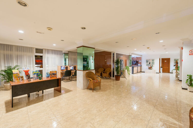 Aparthotel Africamar - Can Picafort