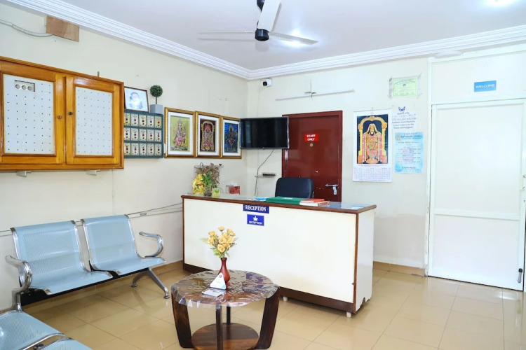 Sri Sapthagiri Lodge - Chirala