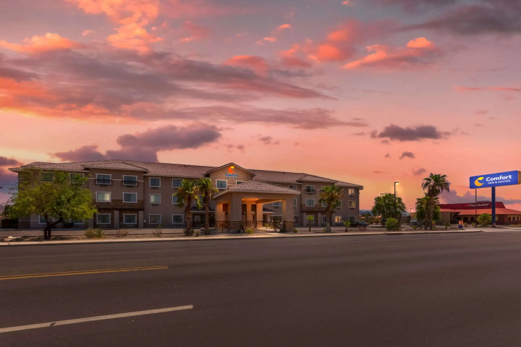 Comfort Inn & Suites Yuma I-8 - Baja California