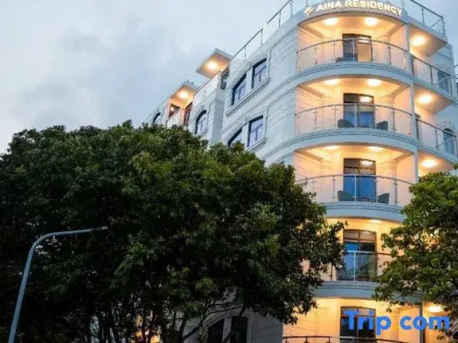 Aina Residency Beachfront Hotel - Malé