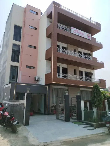 Hotel Rajvansh Palace - Gurgaon