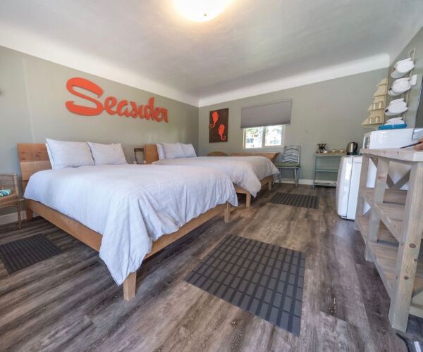 B.side Motel + Rv - Bandon, OR
