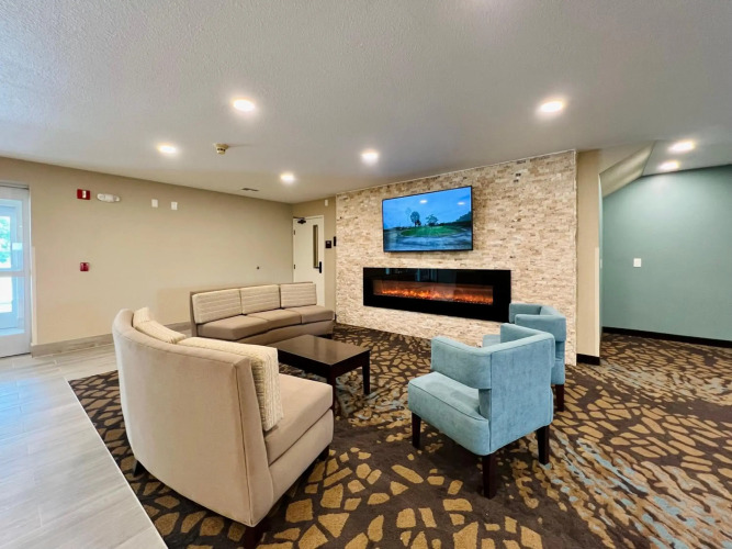 Sleep Inn & Suites Lake Delton-wisconsin Dells Newly Renovated 2024 - Lake Delton, WI