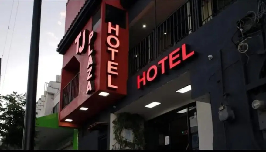 Hotel Tj Plaza - Imperial Beach, CA