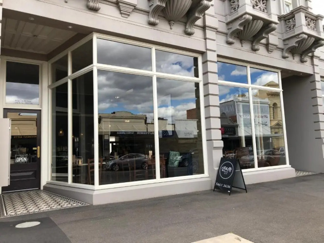 Bull And Mouth Hotel Maryborough Victoria - Murray River