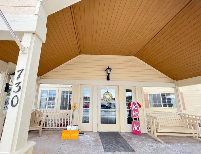 Woodland Country Lodge - Woodland Park, CO