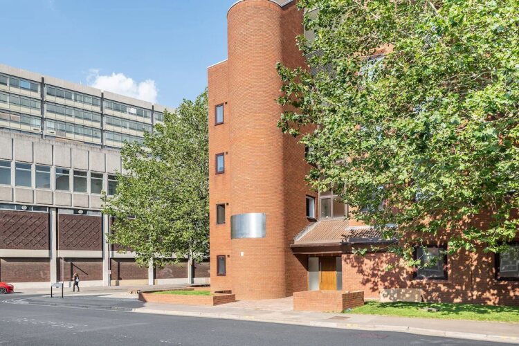 Charles Hope Apartments Swindon - Swindon