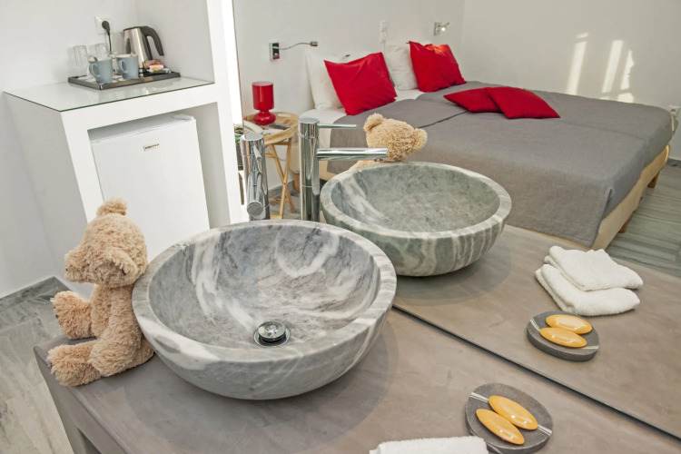 Margarita Studios Ambelas - Paros