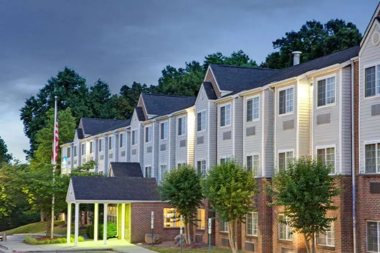 Microtel Inn & Suites By Wyndham Charlotte/university Place - Concord, NC