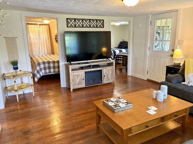 A Mountain Cottage 2 Bedroom Cabin By Redawning - Pigeon Forge, TN