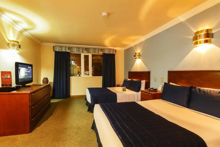 Hotel El Conquistador - Cuenca