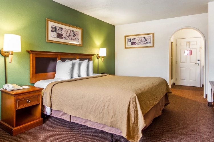 Rodeway Inn Auburn - Foresthill - Auburn, CA