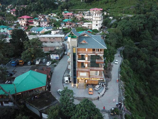 Hotel The Crown - Dharamshala