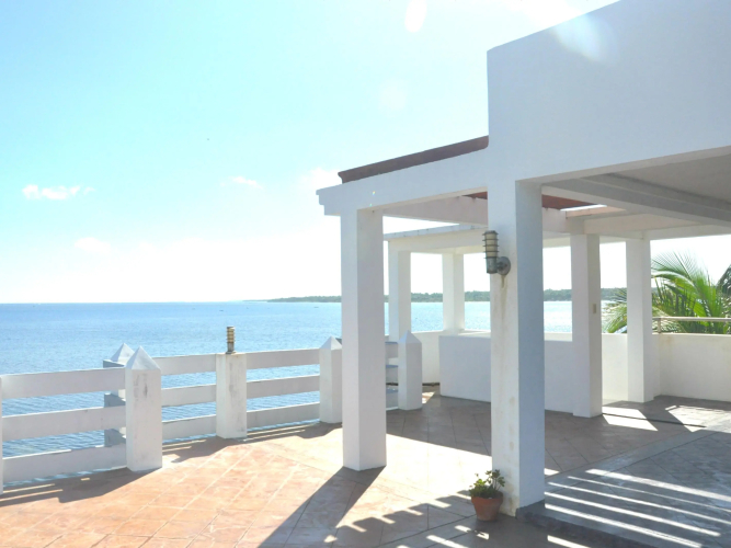 Casa Almarenzo Bed And Breakfast Resort - Bolinao