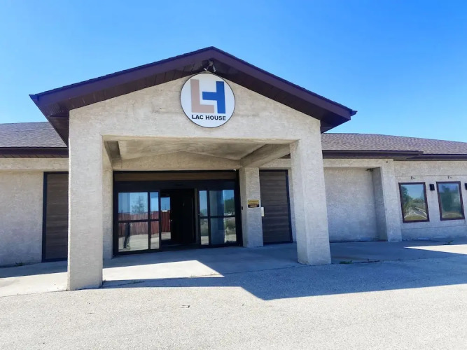 Lac House Inn - Lac du Bonnet