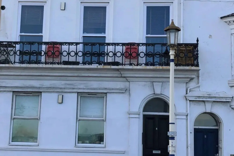 Beautiful 2 Bed Balcony Apart Seafront Eastbourne - Eastbourne