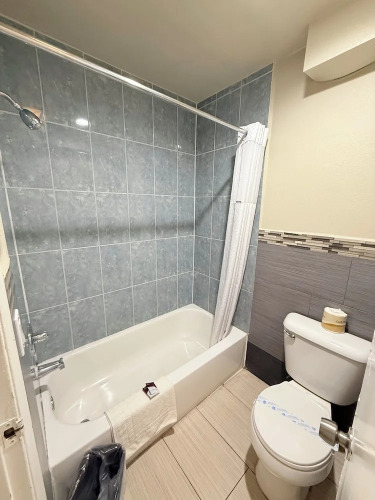 Casa Blanca Hotel Corona By Dream Luxe - Corona, CA