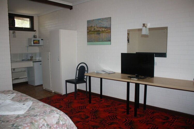 Angaston Vineyards Motel - The Barossa Council