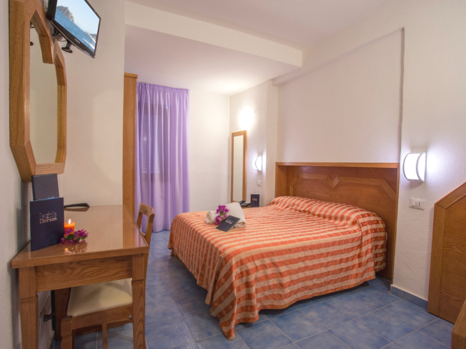Hotel Terme Tirrenia - Ischia