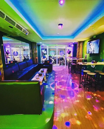 Popeyes Hostel Coffeeshop And Beer Bar - Patong Beach