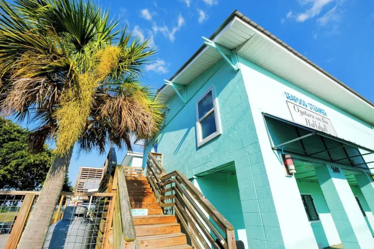 Boathouse - Ocean Springs, MS