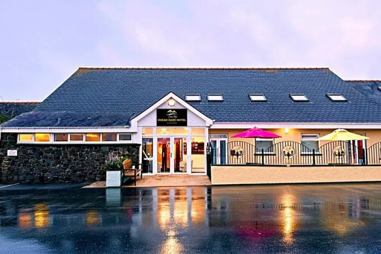 Oyo Ocean Haze Hotel - Pembrokeshire