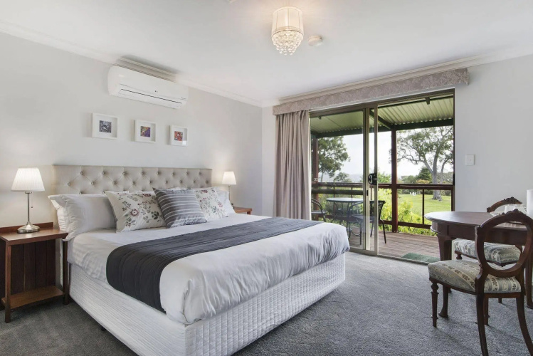 Shambhala Guesthouse - Bridgetown