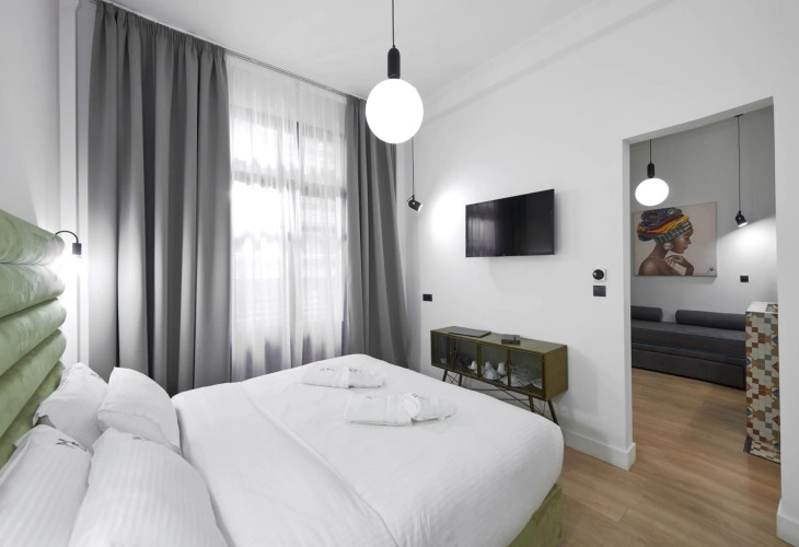 Maroon Bottle Boutique Suites - Thessaloniki