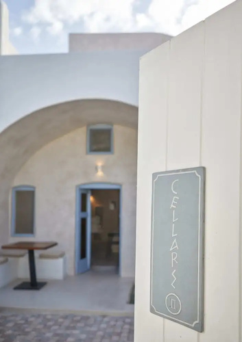 Oia Cellars - Oia