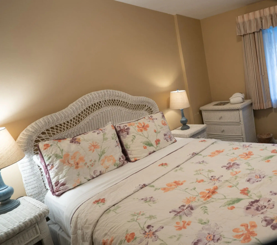 Cliff House Inn On The Ocean - Carpinteria, CA