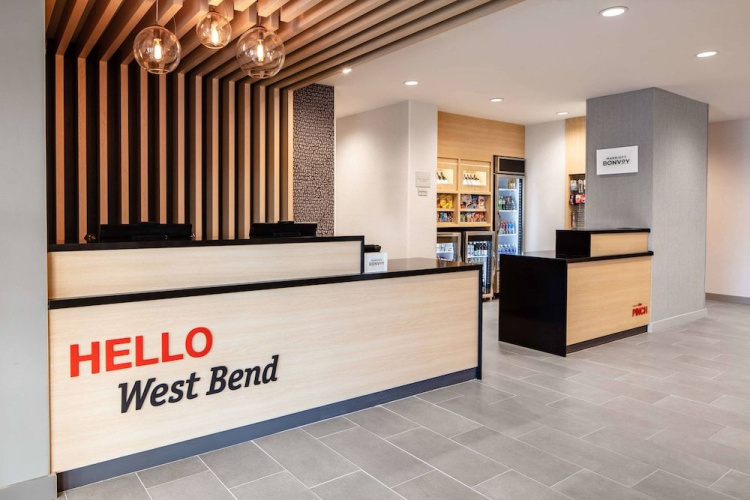 Towneplace Suites By Marriott Milwaukee West Bend - Hartford, WI