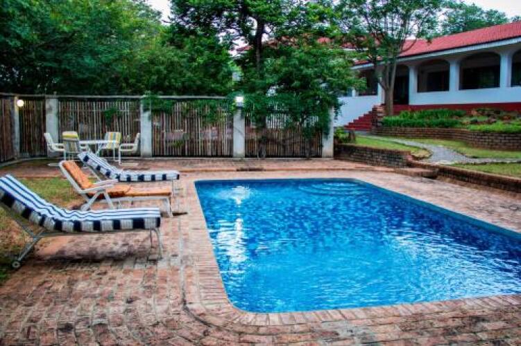 White House Lodge - Victoria Falls