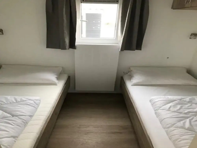 Well-kept Chalet 1 Km From The Beach - Vlissingen
