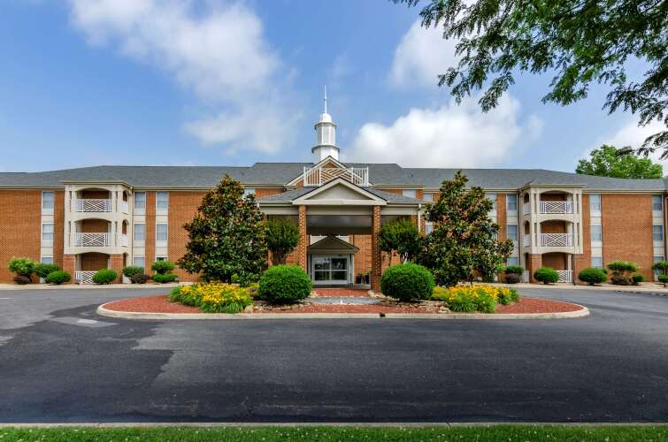 Best Western Plus Inn At Hunt Ridge - Lexington, VA