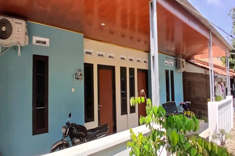 Hotel O Ayna Kost Syariah - Indramayu