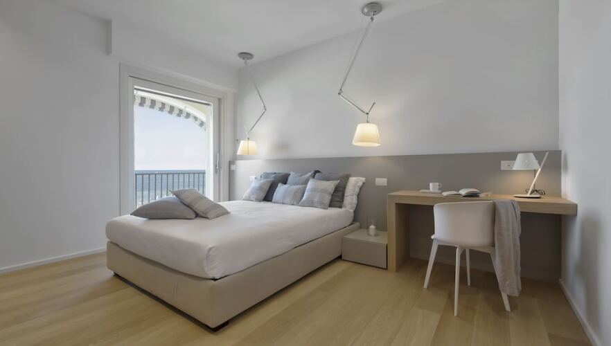 Luxury Suites Collection-viale Milano 33 - Riccione