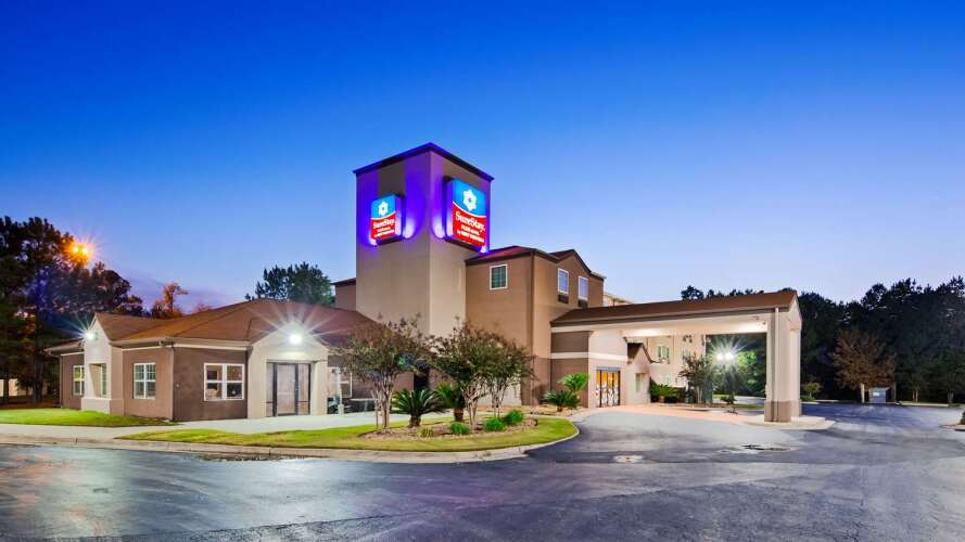 Surestay Plus Hotel By Best Western Macon West - Macon, GA