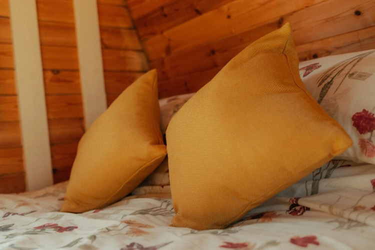 Glamping In Wiltshire The Green Knoll Is A Charm - Gloucestershire