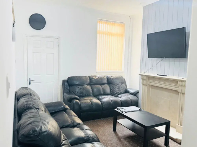 Weekend Escape- 4 Bedroom House In Stoke-on-trent - Stoke-on-Trent