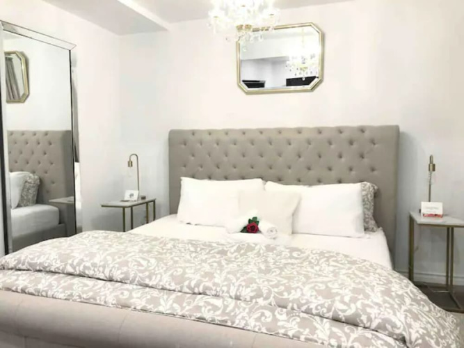 Golden Spa Suite - Port Franks