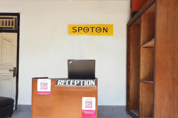 Spot On 2167 Creative Bungalow - Gili Islands