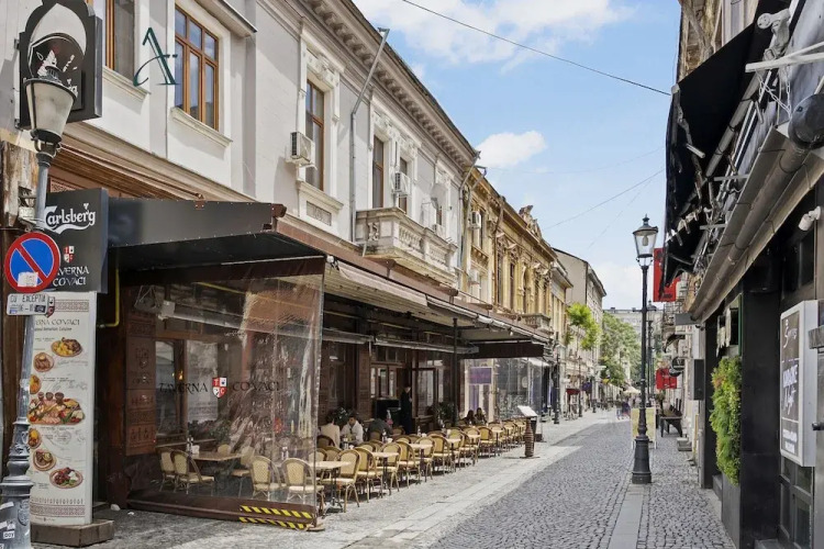 Ramana Garden Hostel - Bucarest